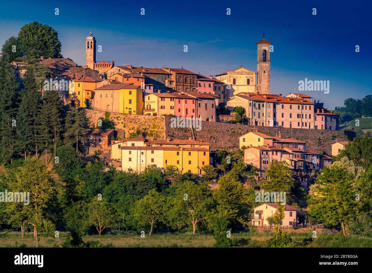 Arezzo countryside hi-res stock photography and images - Alamy