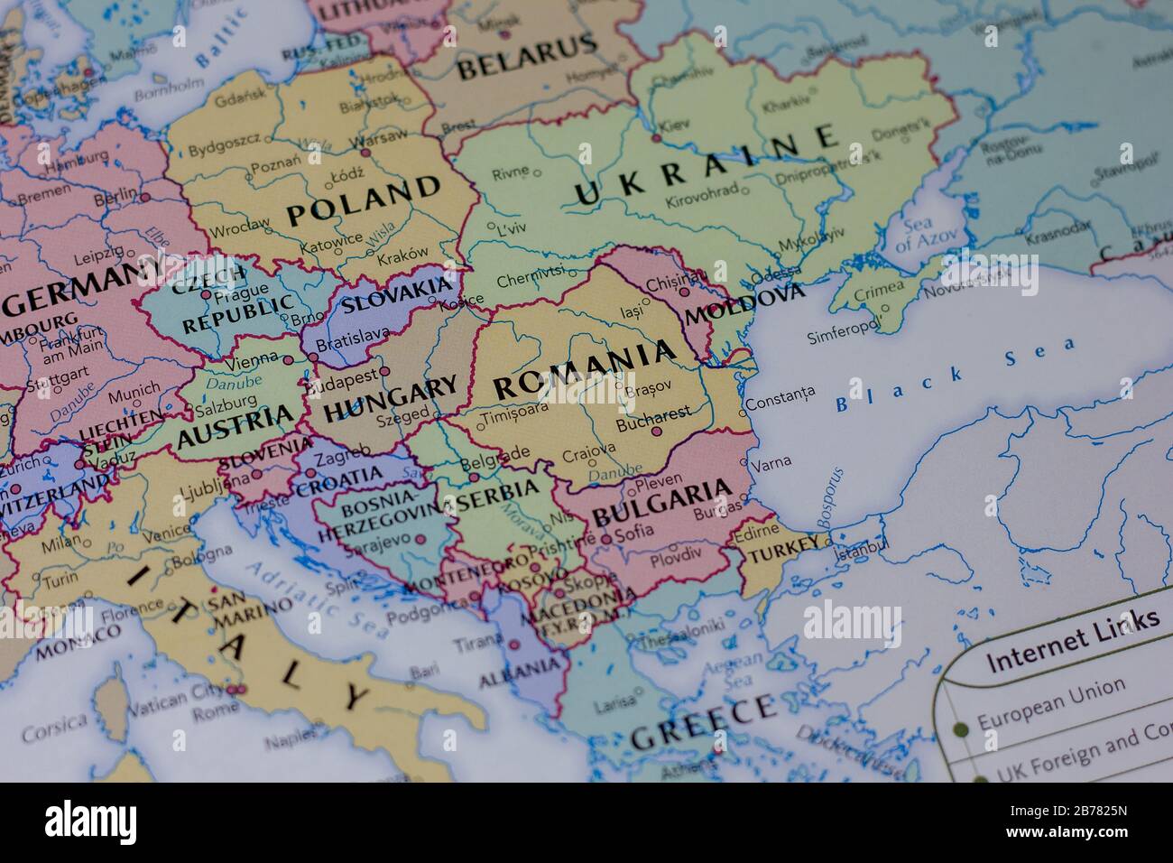 Political map world 2019 hi-res stock photography and images - Alamy