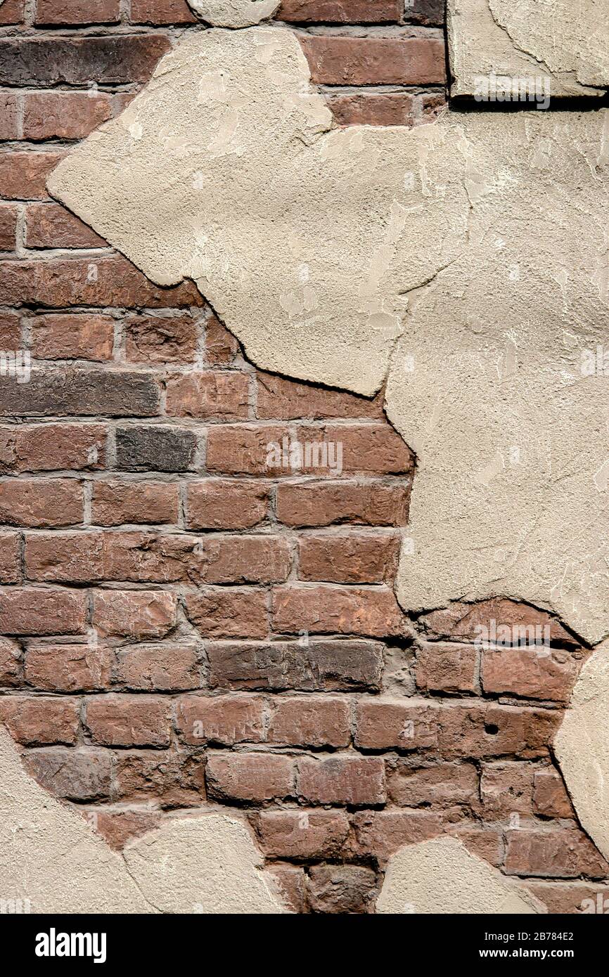 Broken Bits Of Plaster High Resolution Stock Photography and Images - Alamy
