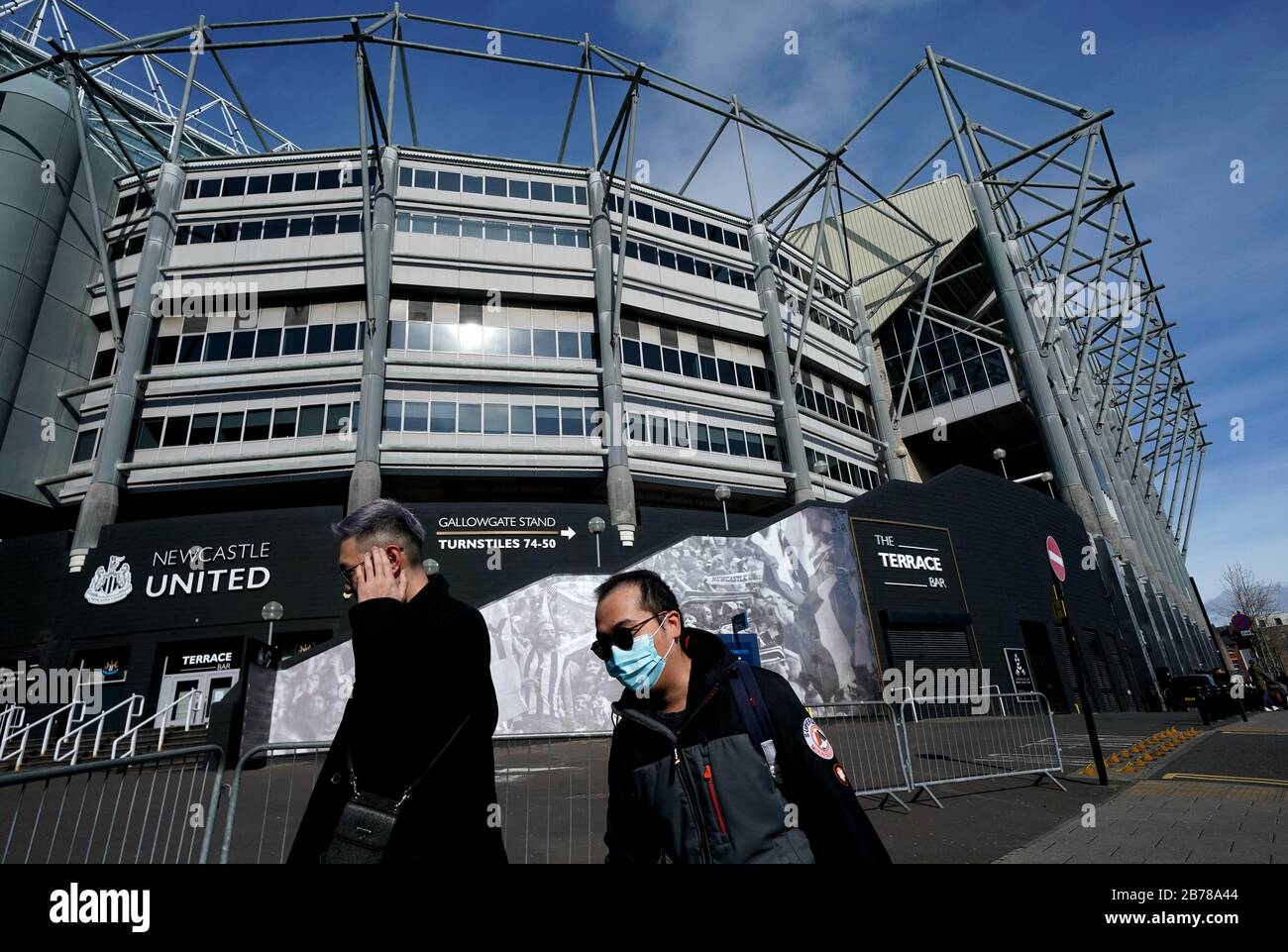 Newcastle stadium outside view hi-res stock photography and images - Alamy