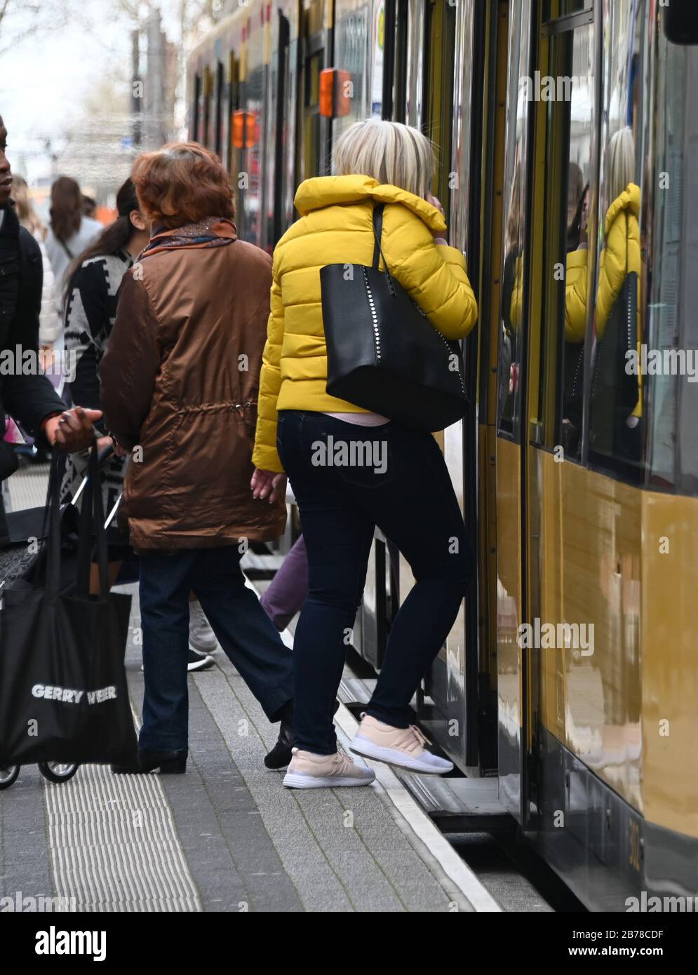 Verkehrsbetriebe karlsruhe hi-res stock photography and images - Alamy