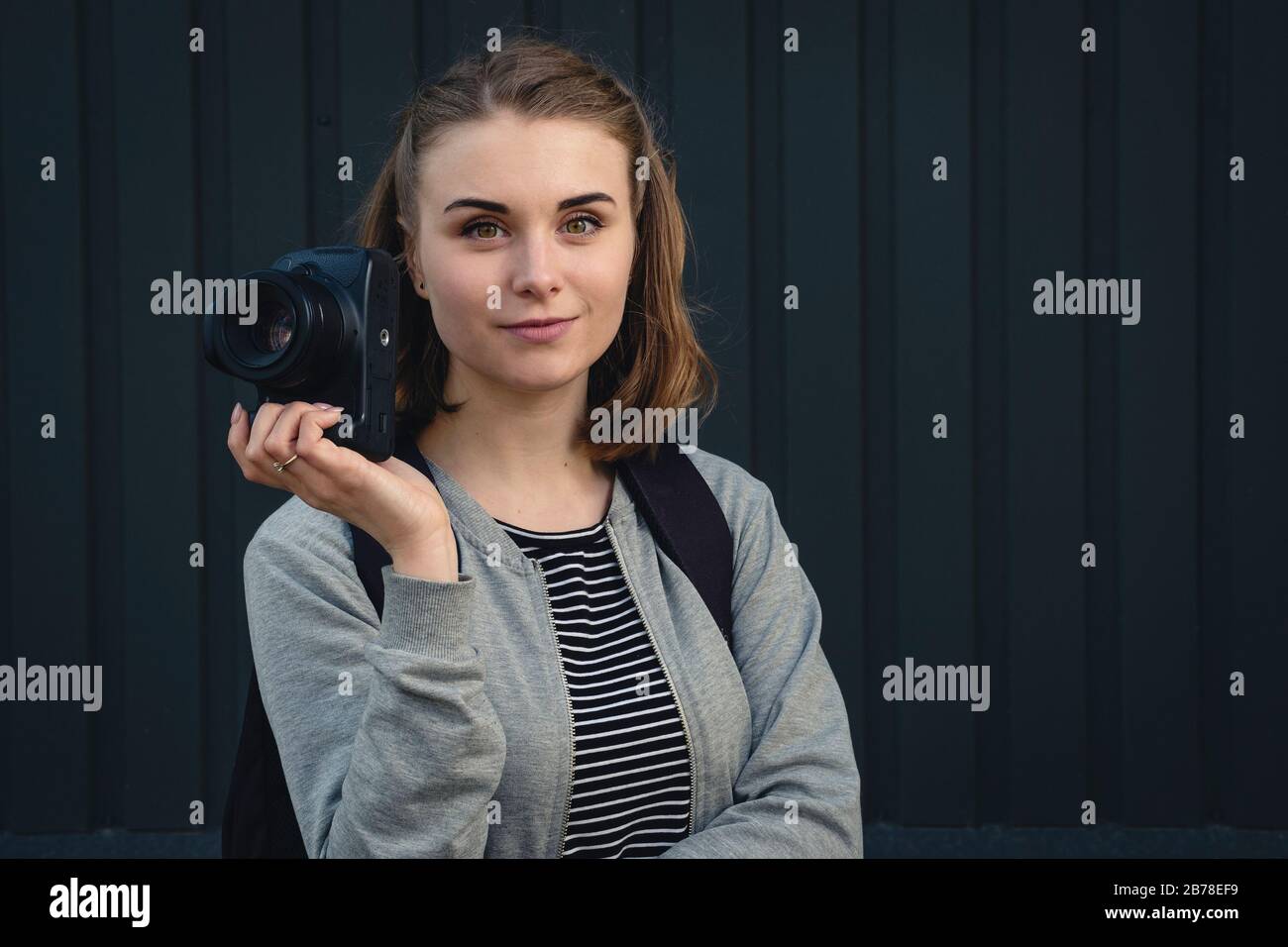 Friendly smile hi-res stock photography and images - Alamy