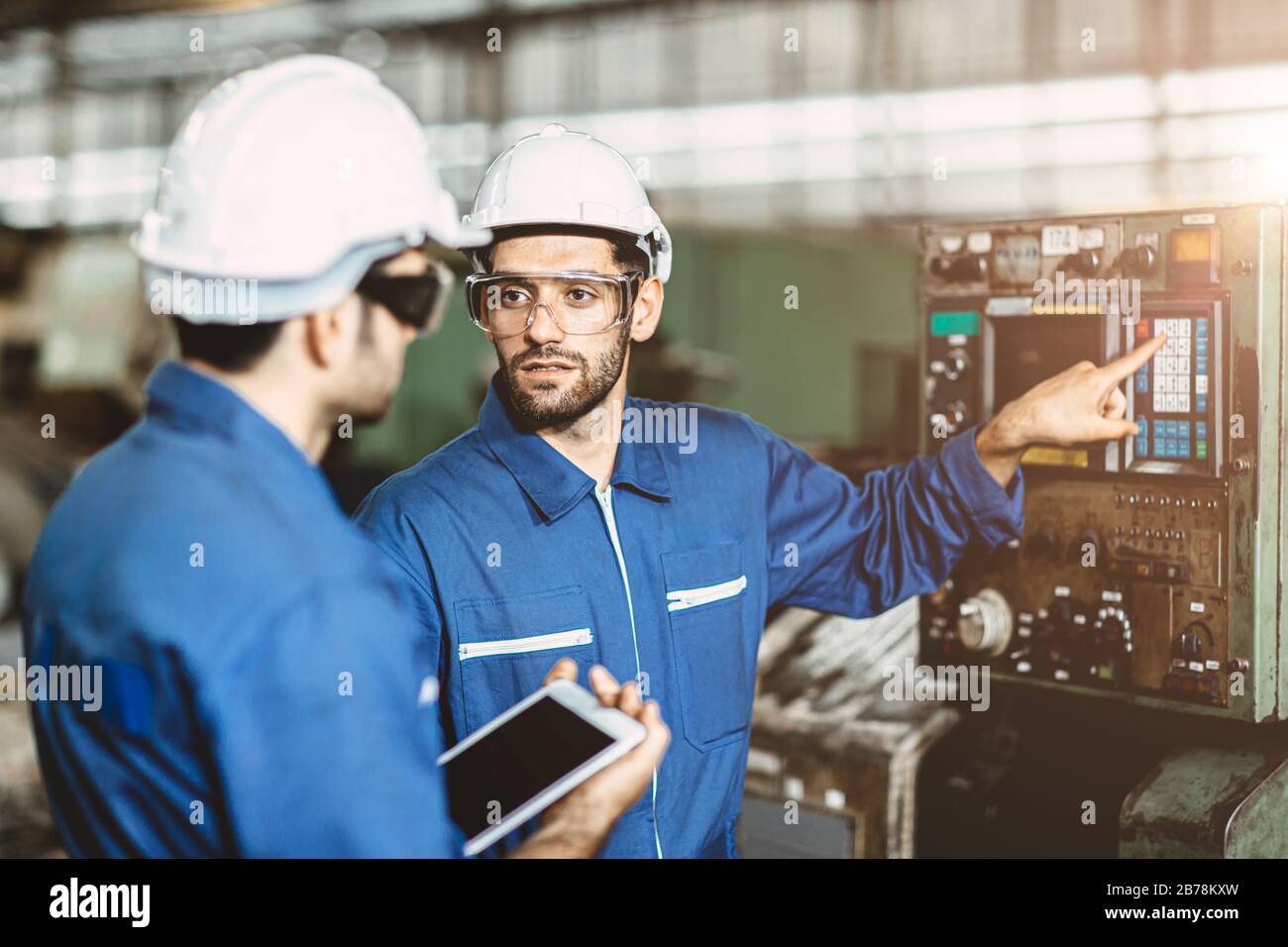 Technical panel hi-res stock photography and images - Alamy