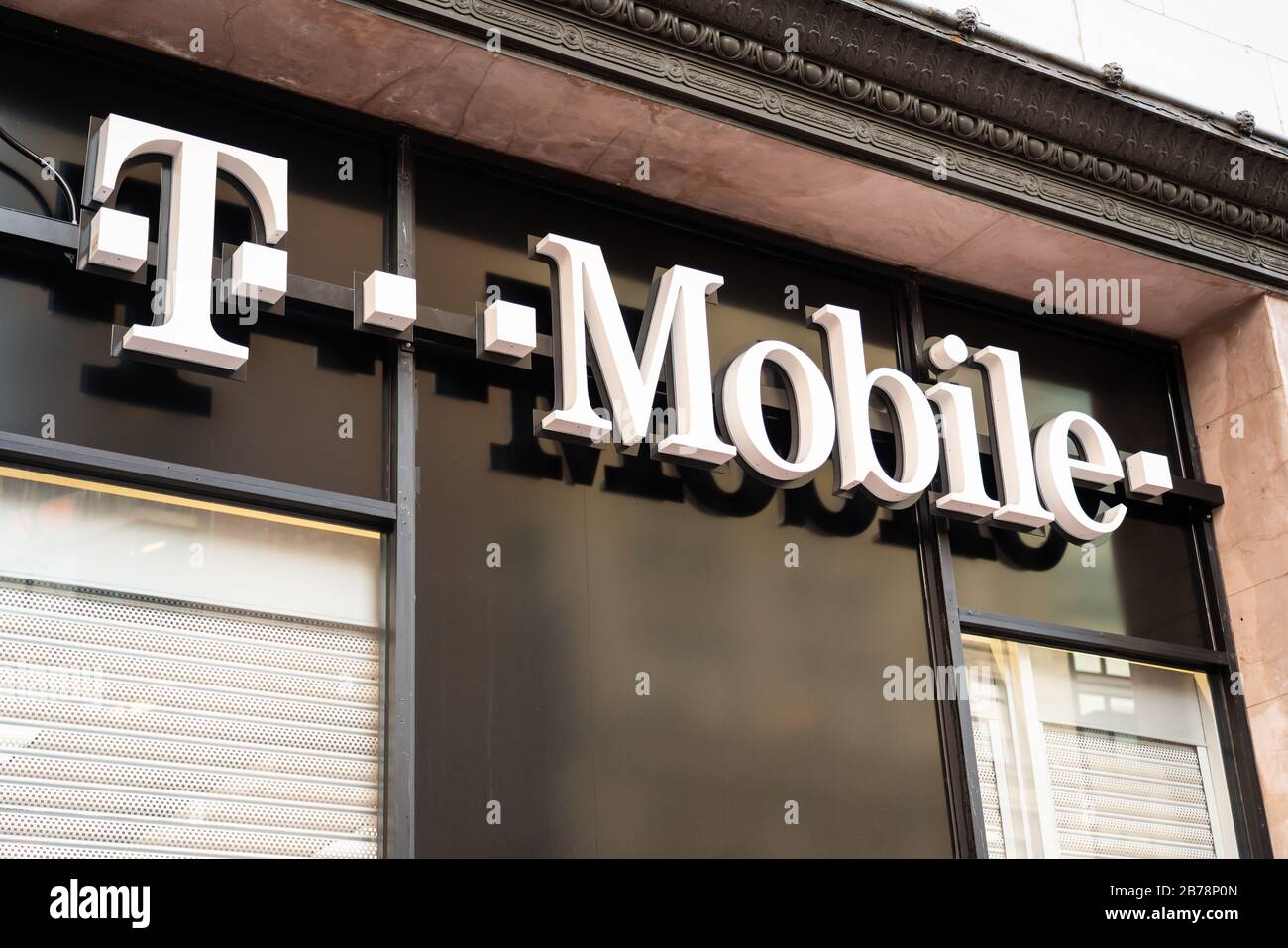German telecommunications company T-Mobile logo Stock Photo - Alamy