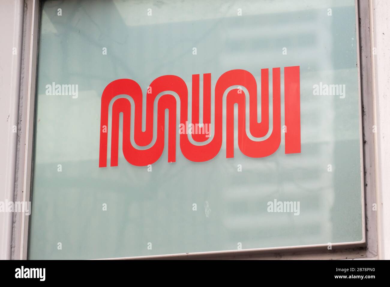 Muni sign hi-res stock photography and images - Alamy
