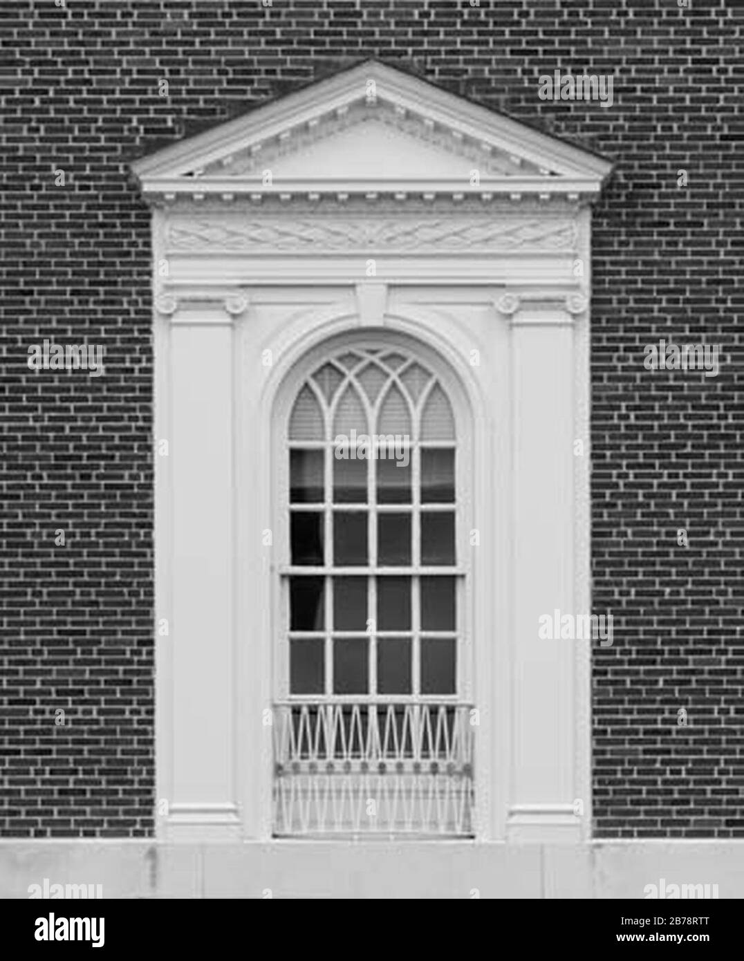 Georgian window hi-res stock photography and images - Alamy