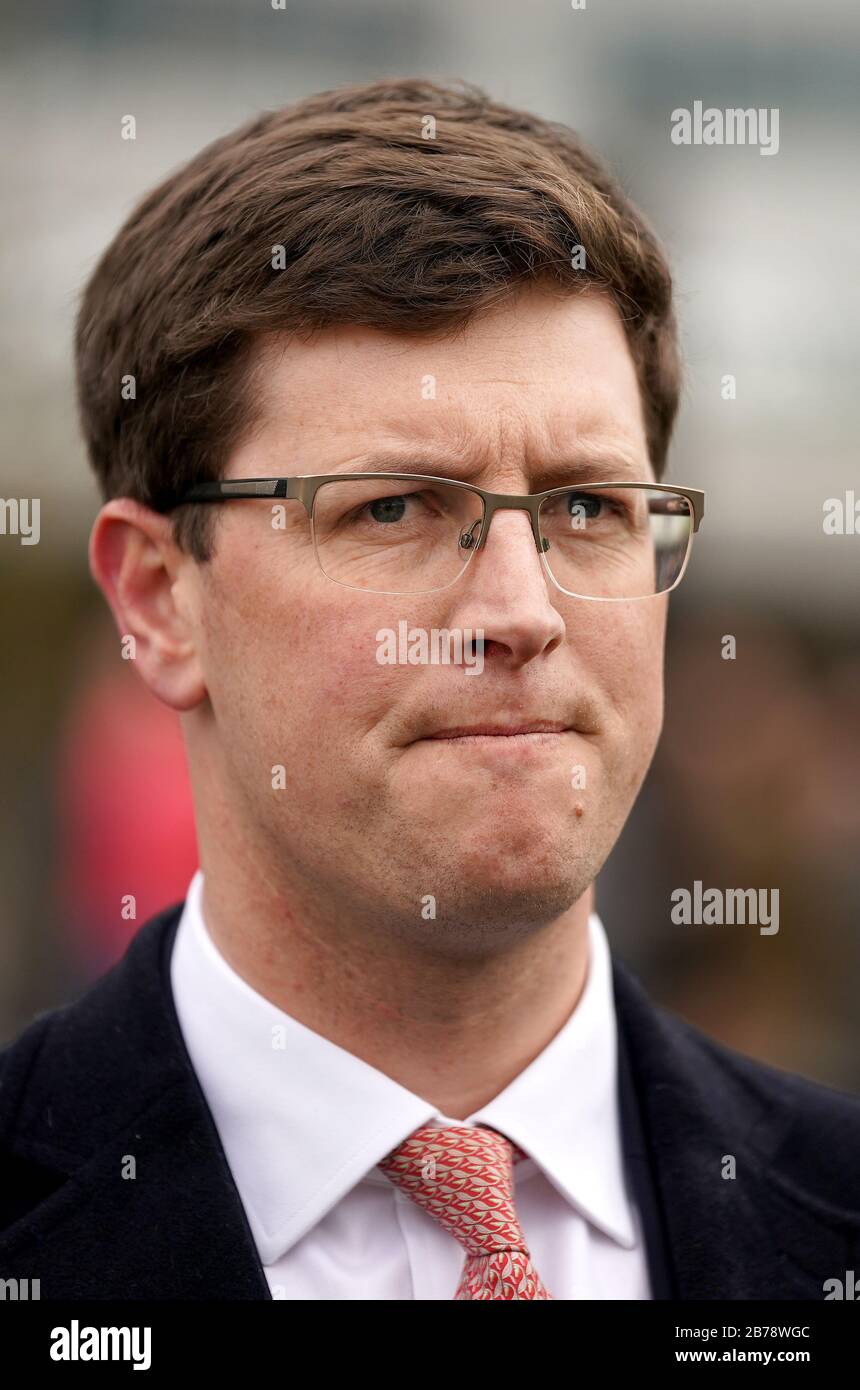 Harry fry racecourse hi-res stock photography and images - Alamy