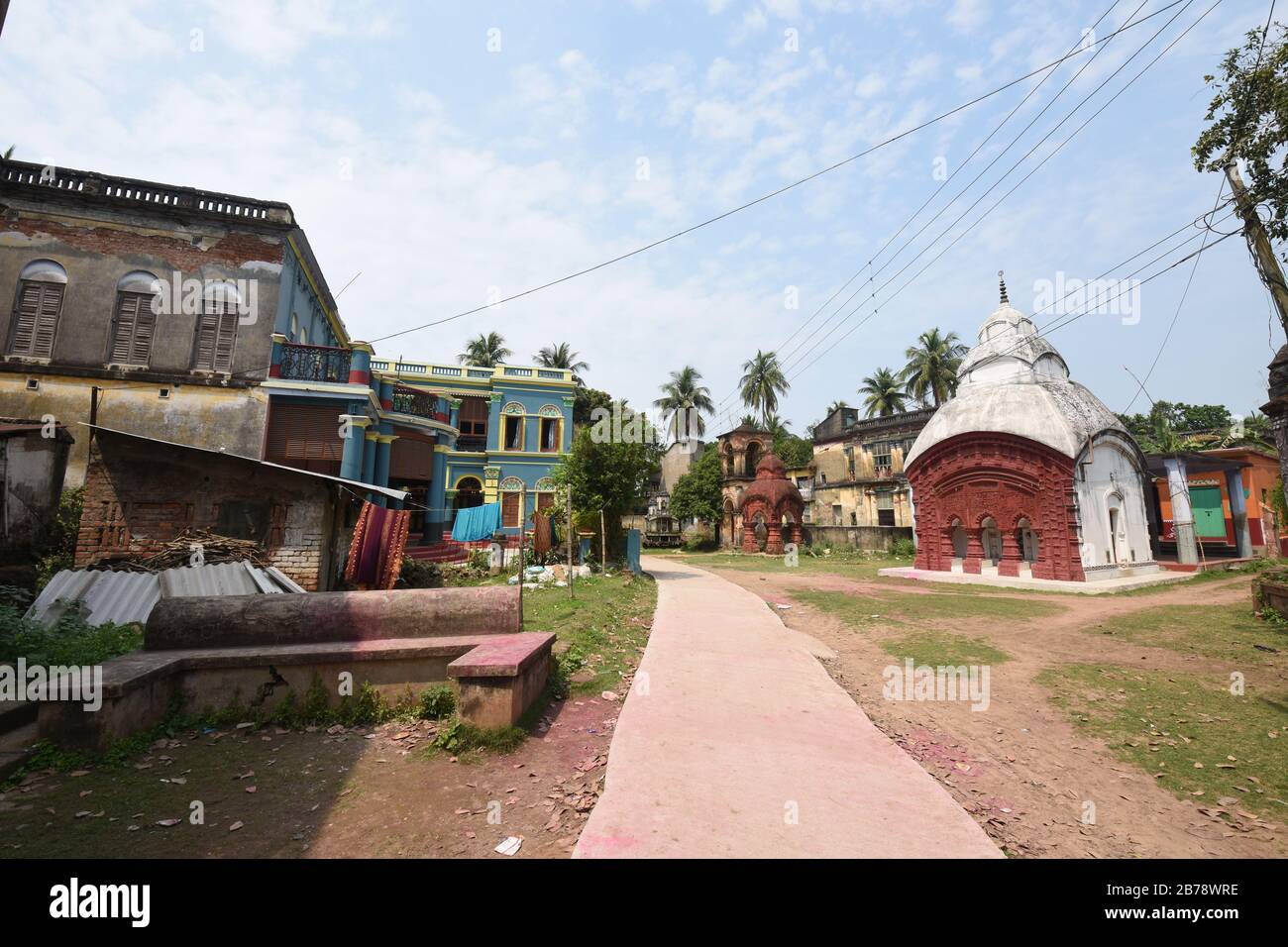 The complex consists of Barochala or Twelve Roofed Damodar Mandir with ...
