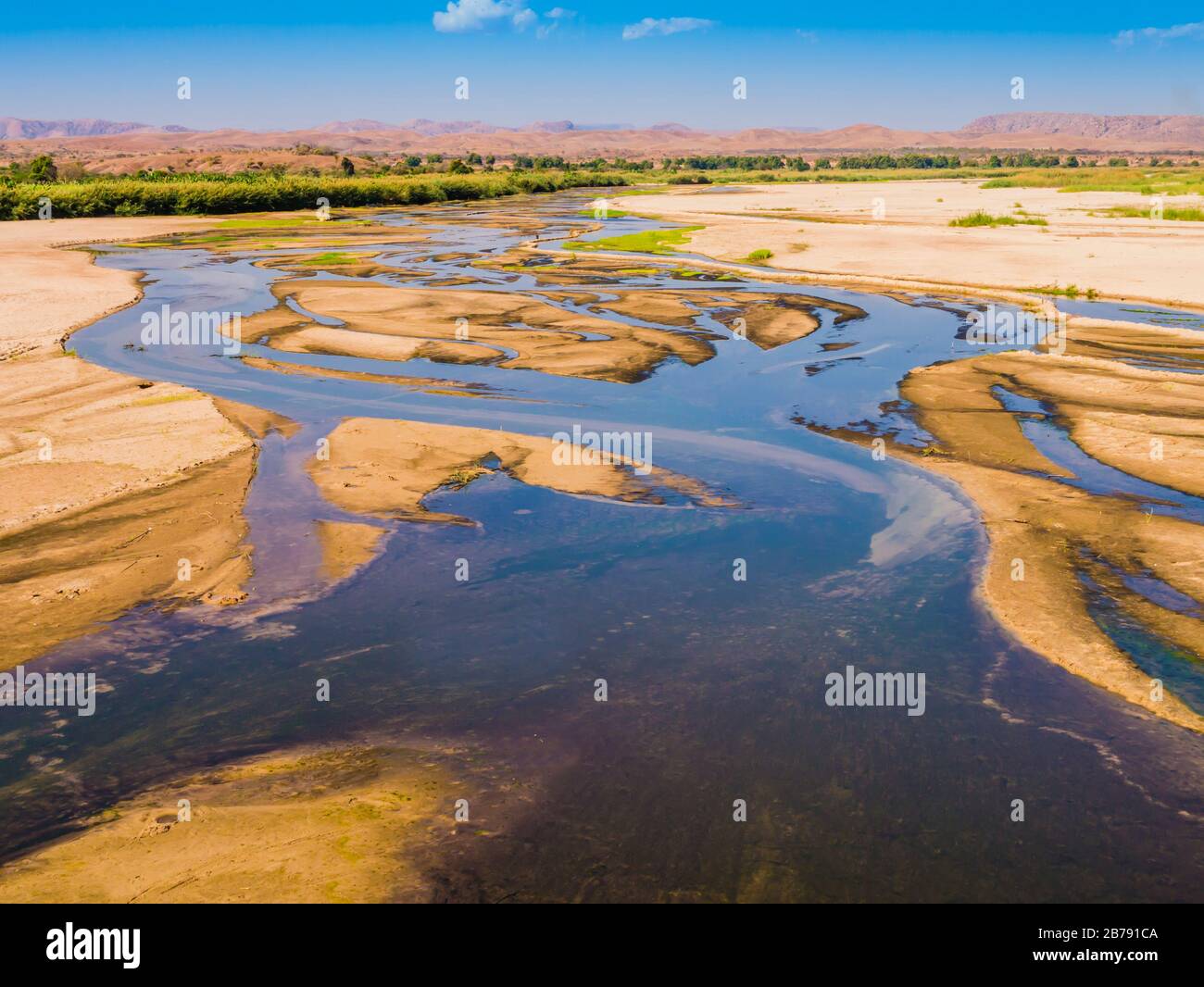 Stunning african landscape with Tsiribihina river during dry season ...