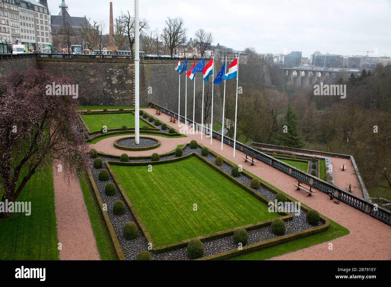 Luxembourg city centre hi-res stock photography and images - Alamy