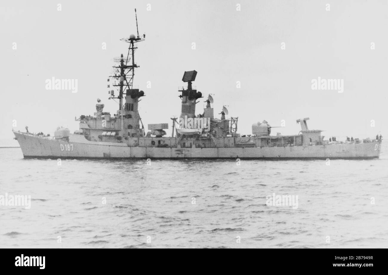 German destroyer Rommel (D187) in Boston harbour on 12 December 1970 ...