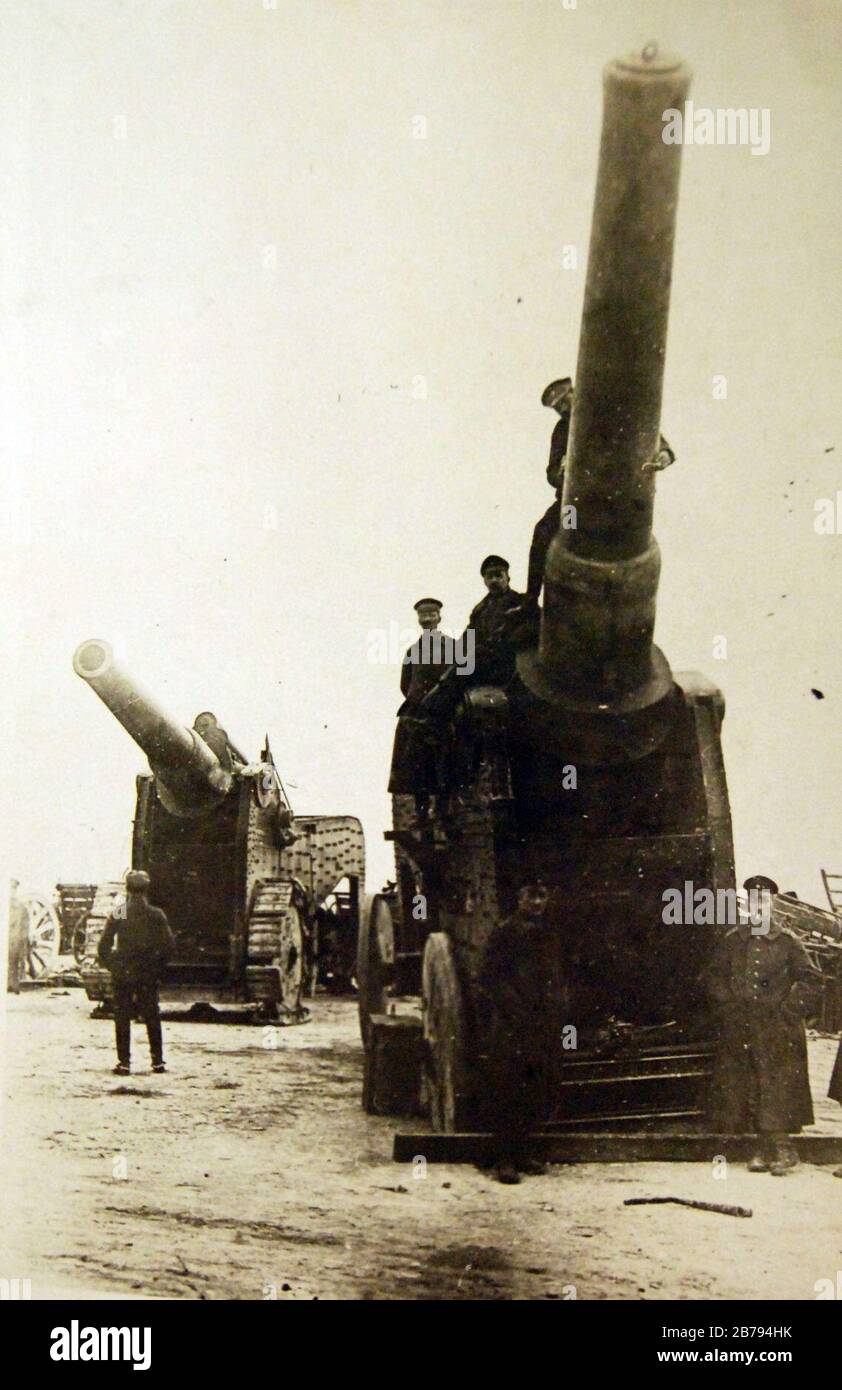 German Guns, WWI (32785275954 Stock Photo - Alamy