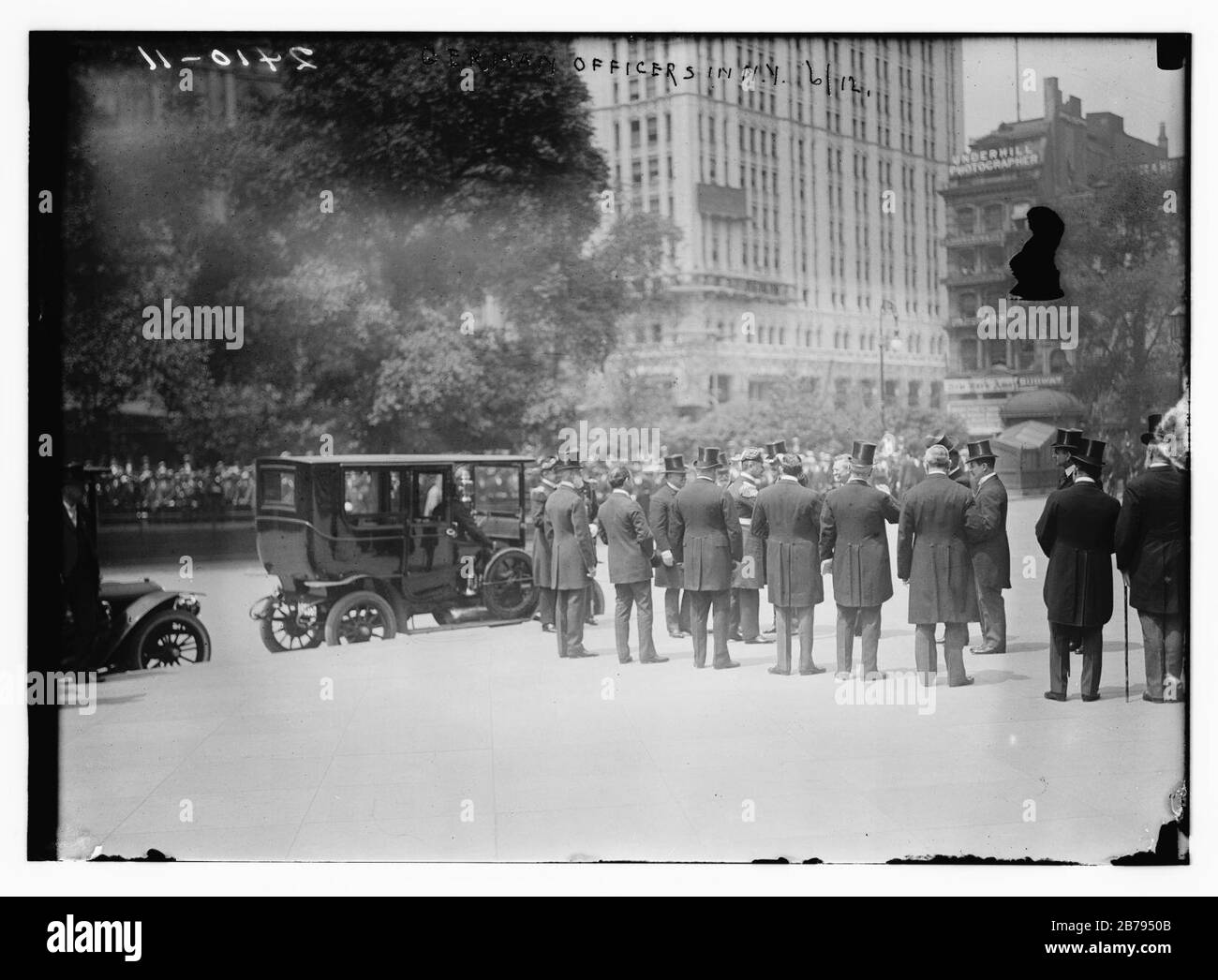 German officers in hi-res stock photography and images - Alamy