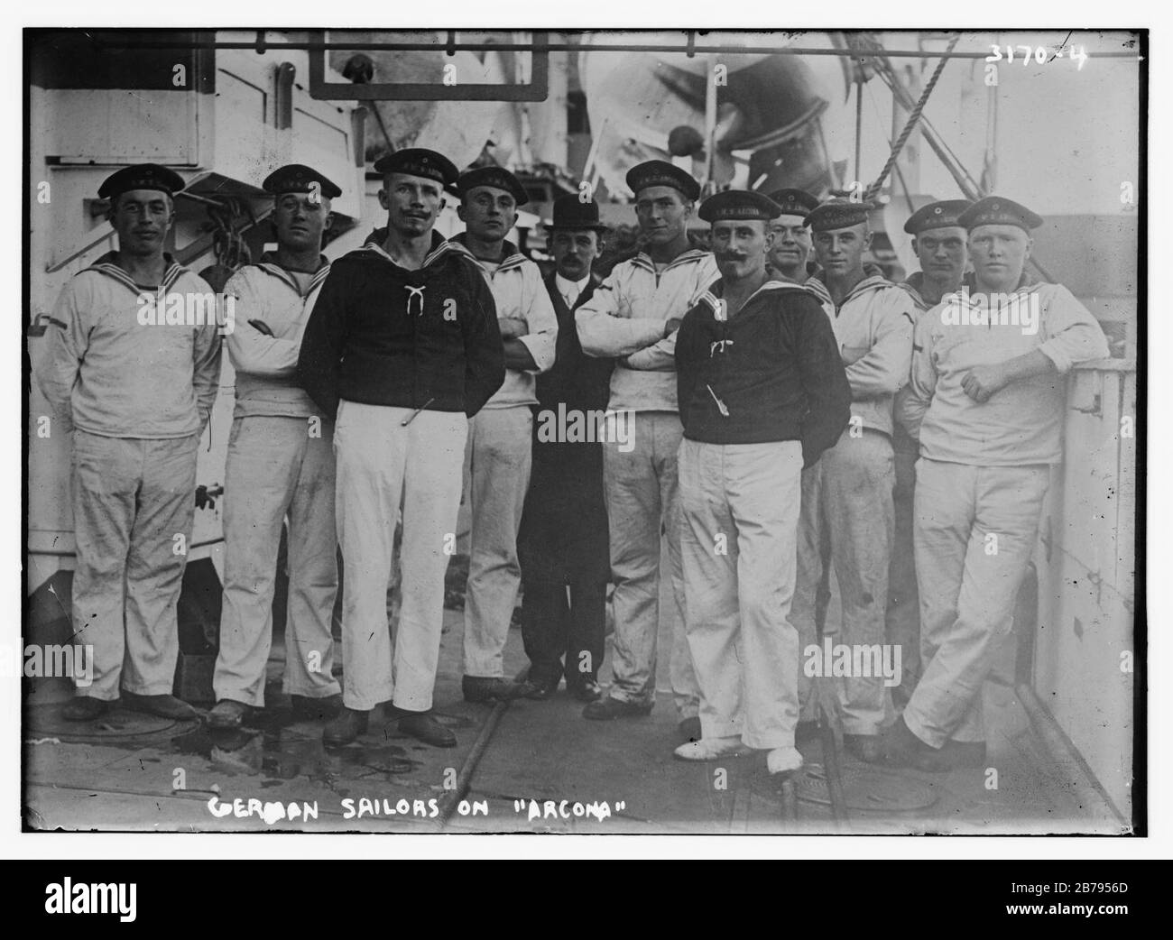 German sailors hi-res stock photography and images - Alamy