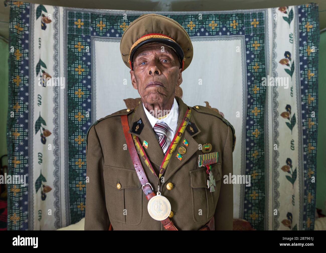 Ethiopian veteran from the italo-ethiopian war in army uniform in his ...