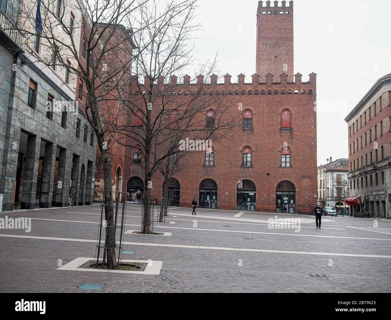 Everydaylife during covid-19 pandemy Stock Photo - Alamy