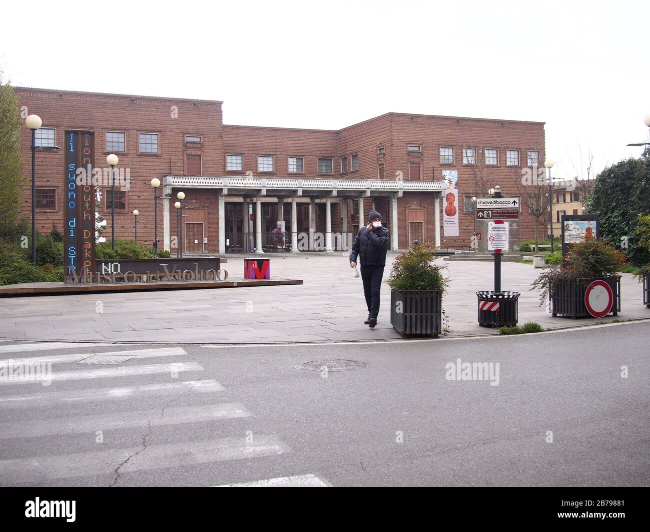 Everydaylife during covid-19 pandemy Stock Photo - Alamy