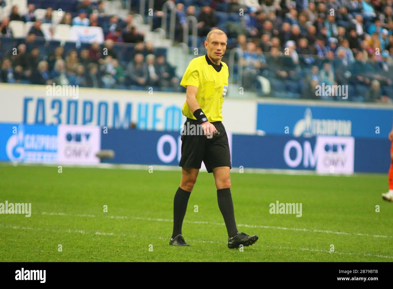 Chief arbiter hi-res stock photography and images - Alamy