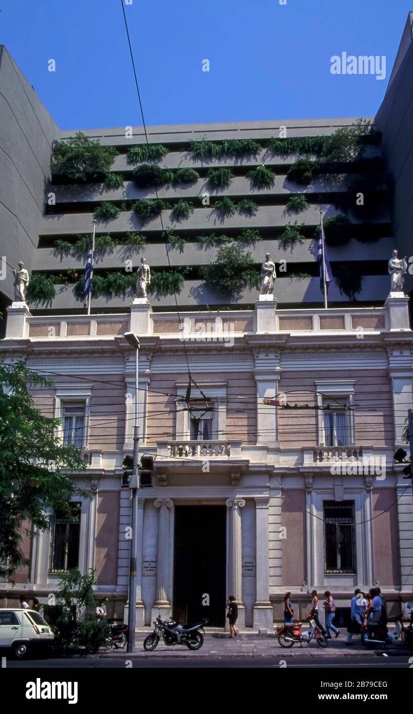 1990s bank hi-res stock photography and images - Alamy