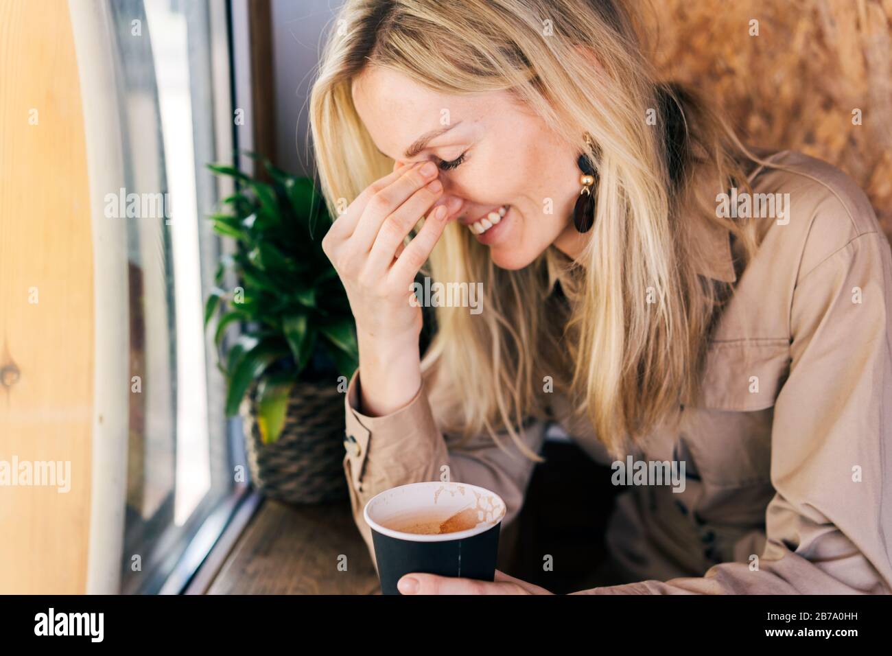 Emotions in a cafe hi-res stock photography and images - Alamy