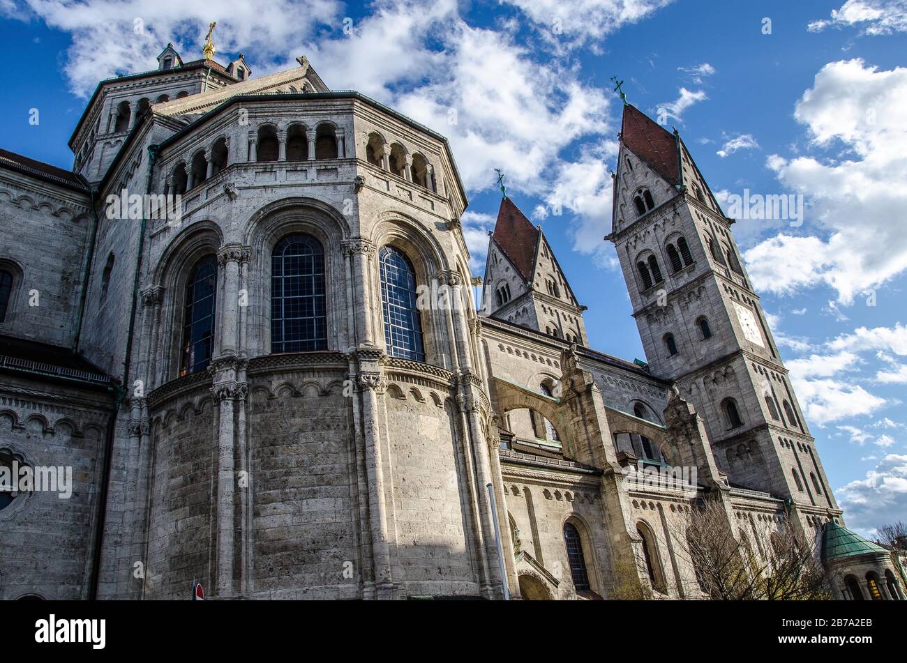 Neo romanesque architecture hi-res stock photography and images - Alamy