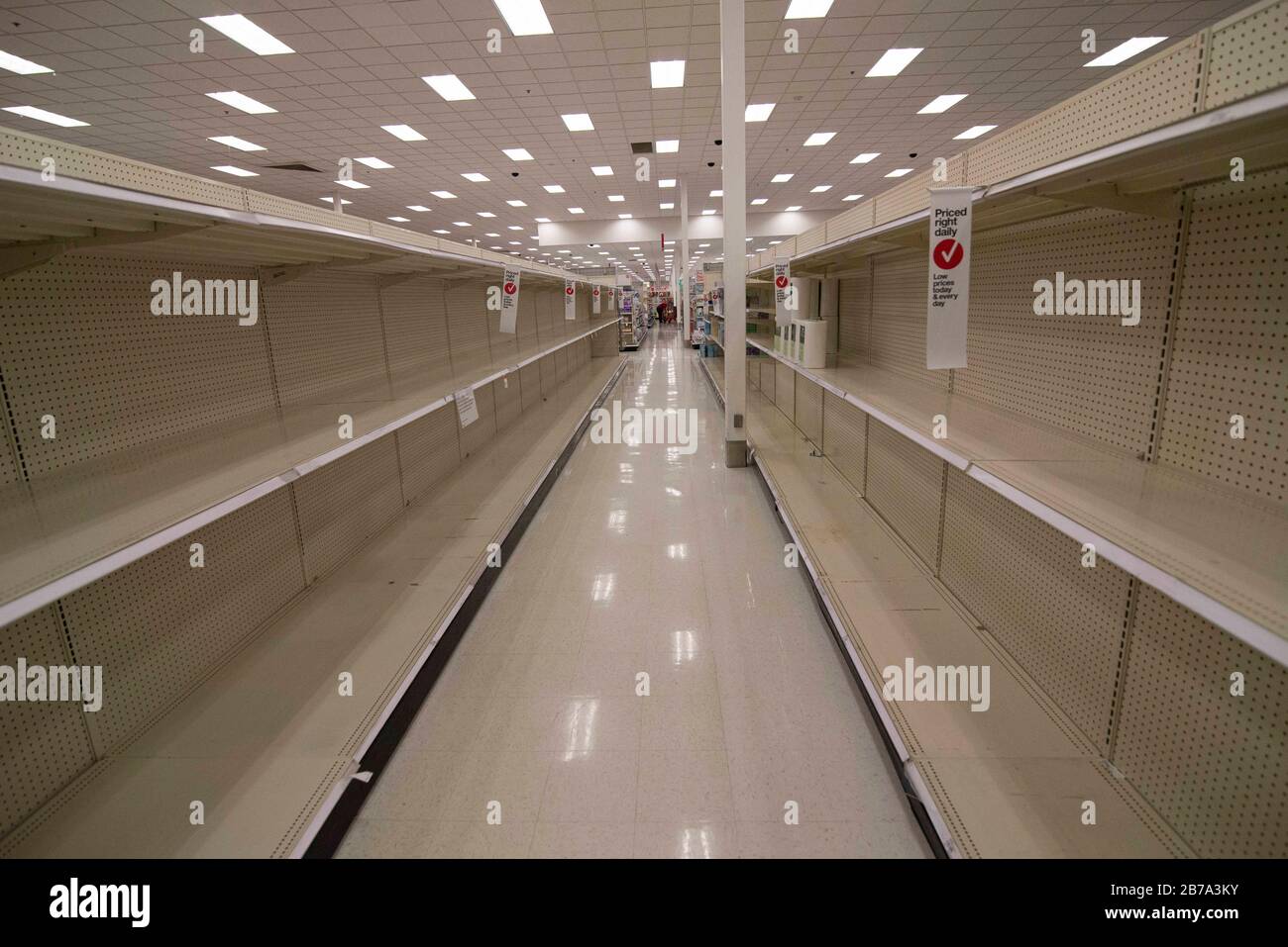 Super target hi-res stock photography and images - Alamy