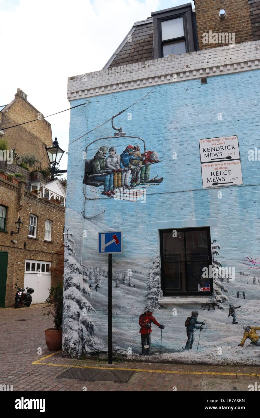 Ski mural in London's Kensington Stock Photo - Alamy