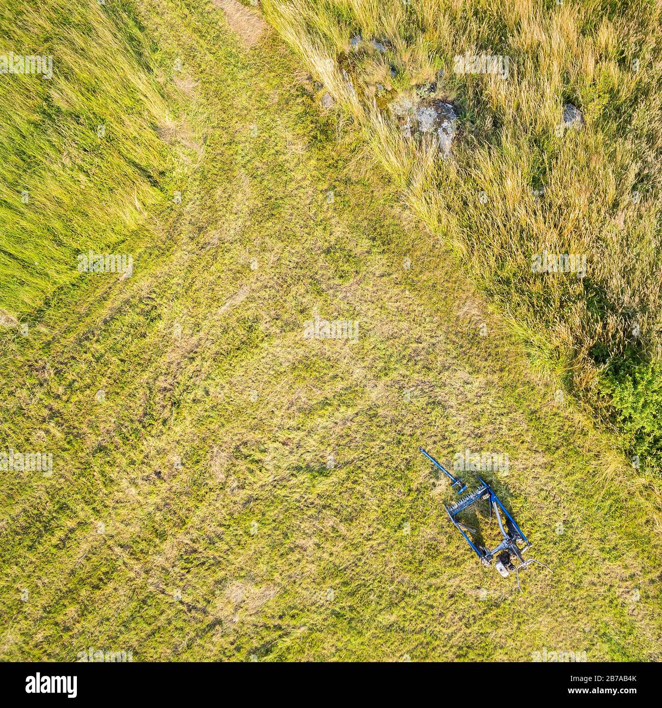 Agricultural tractor sowing processing fields hi-res stock photography ...