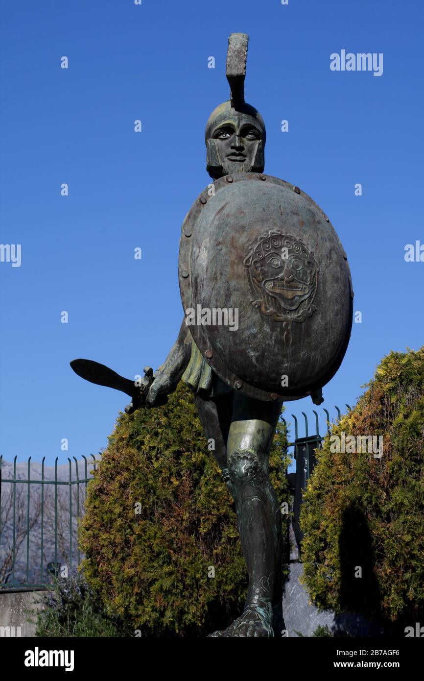 Leonidas statue hi-res stock photography and images - Alamy