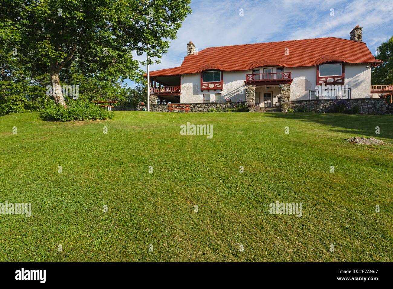 Weeks State Park - John Wingate Weeks Estate on the summit of Mt ...