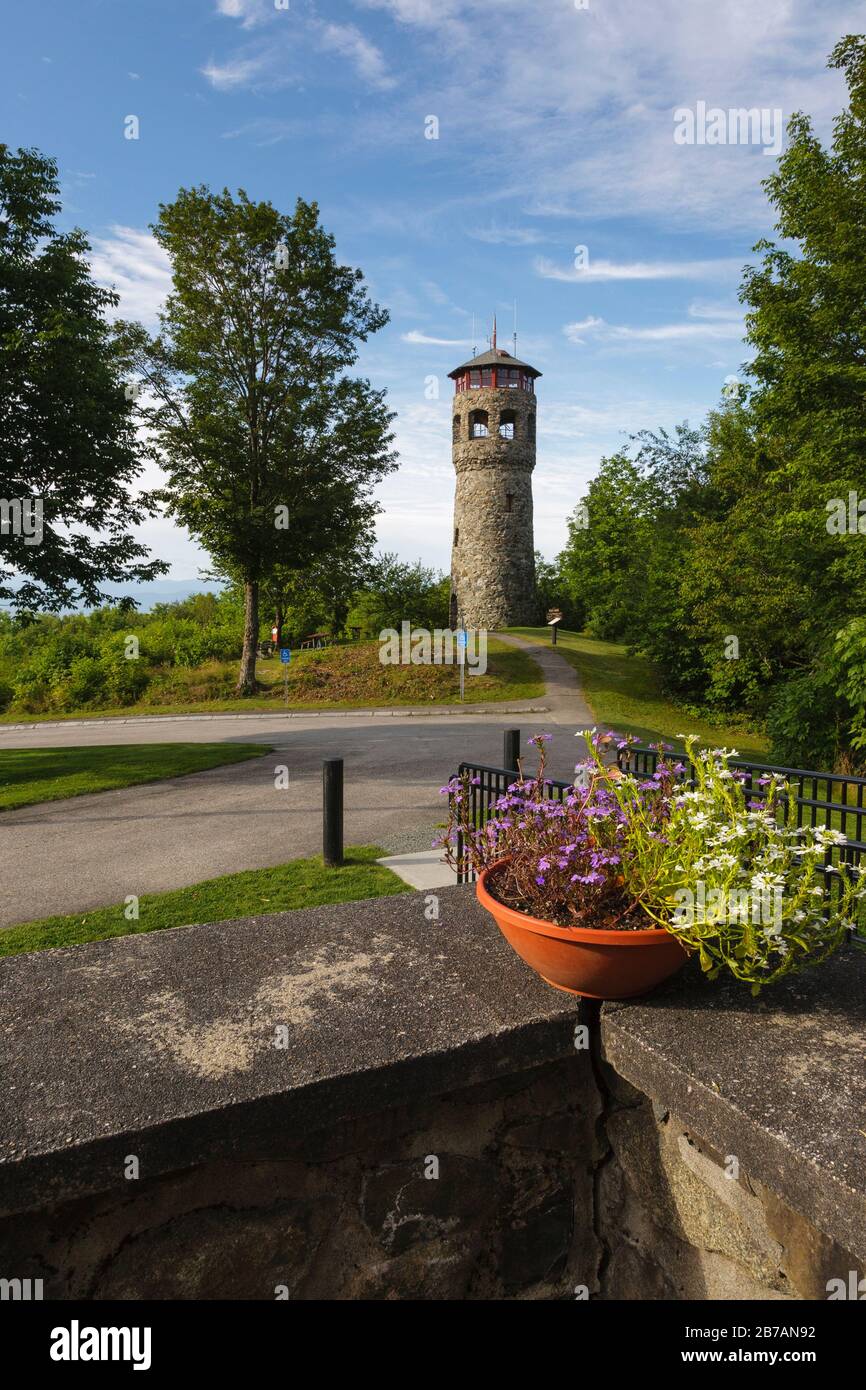 Weeks State Park - John Wingate Weeks Estate on the summit of Mt ...