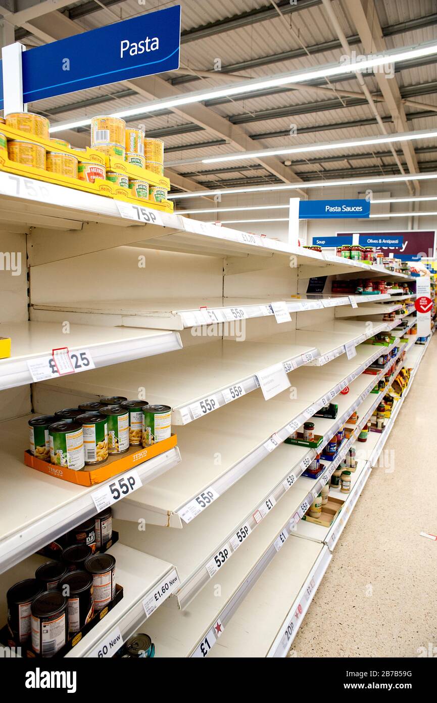 Tesco pasta shelves empty hi-res stock photography and images - Alamy