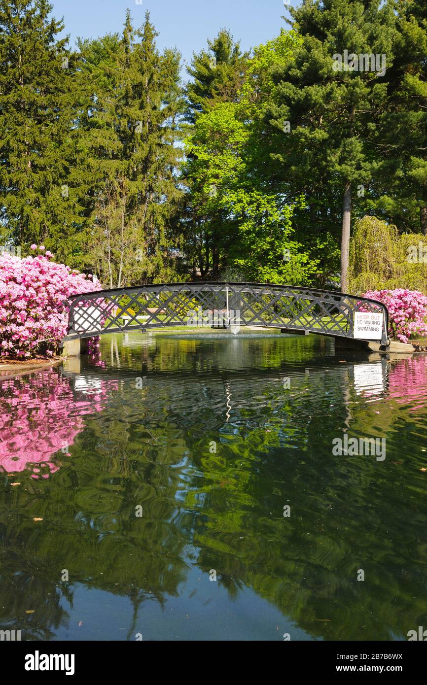 Atkinson Common (designed in 1893-1894) in Newburyport, Massachusetts ...