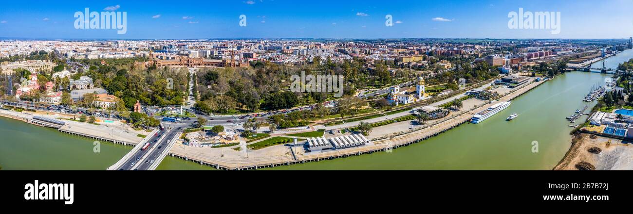 Aerial view of the city of seville hi-res stock photography and images ...