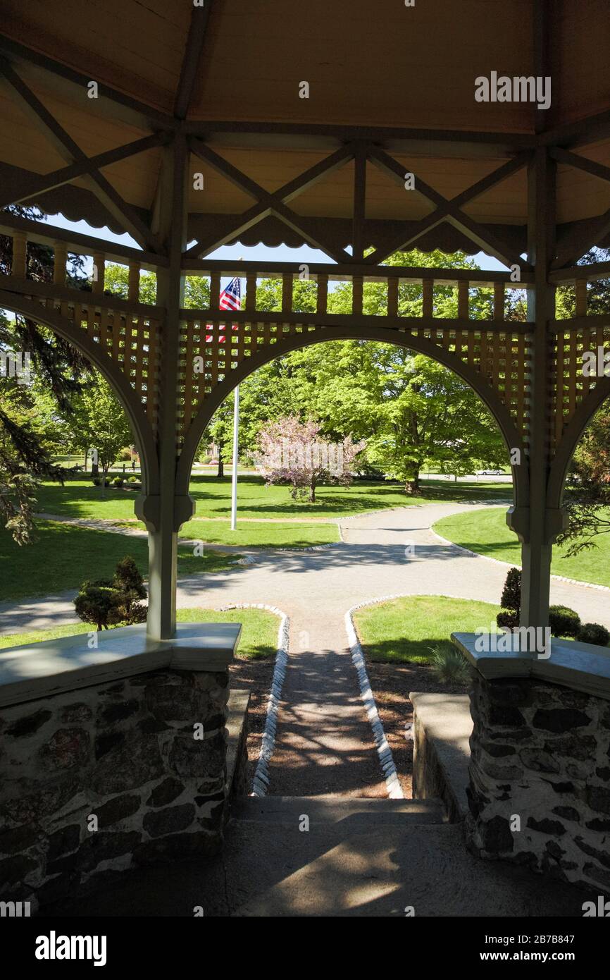 Atkinson Common (designed in 1893-1894) in Newburyport, Massachusetts ...