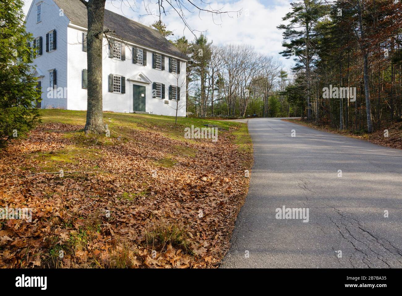 Old Walpole Meetinghouse in South Bristol, Maine during the autumn ...