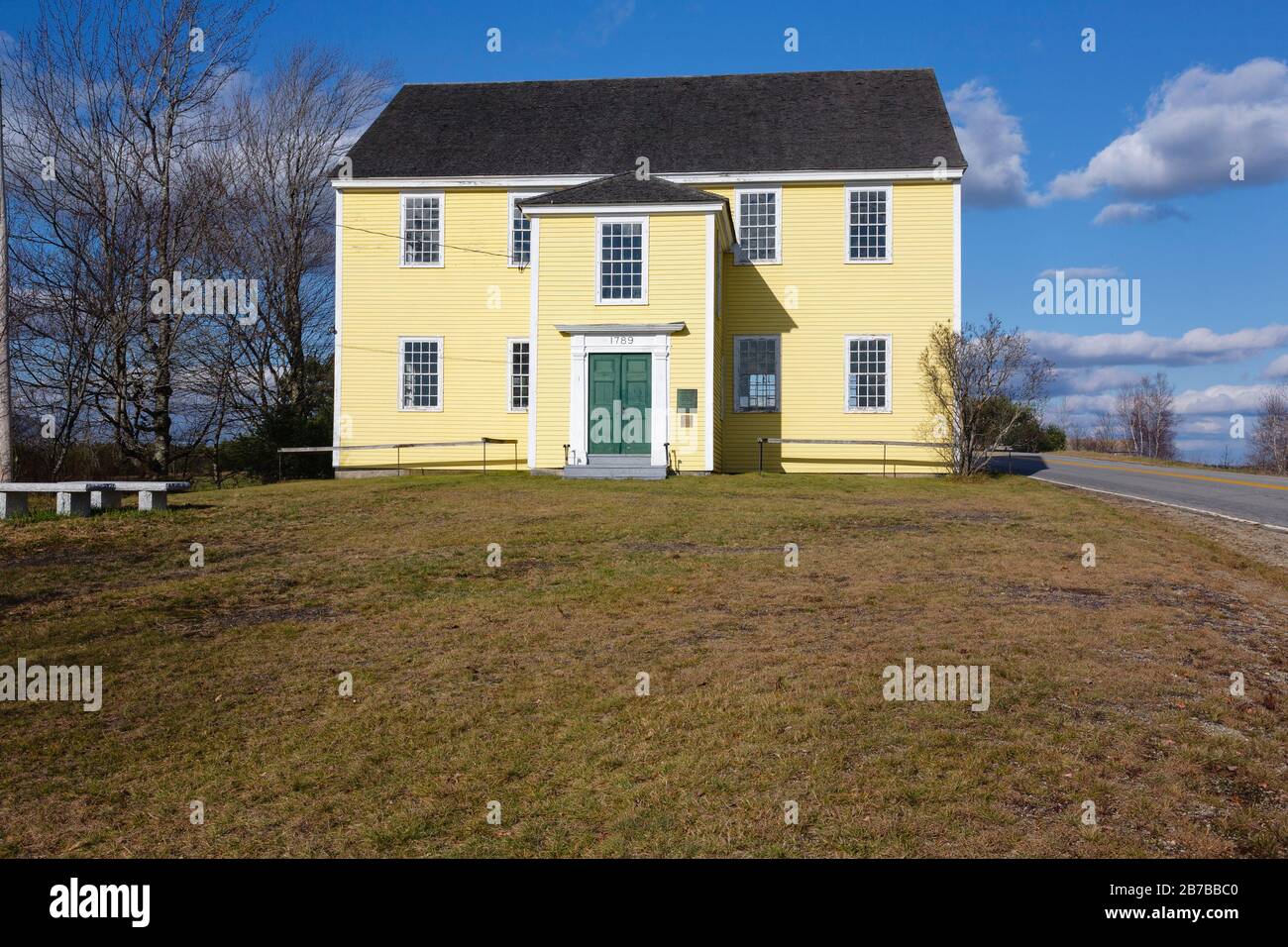 New england colonial house 1700s hi-res stock photography and images ... New england colonial house 1700s hi-res stock photography and images ...