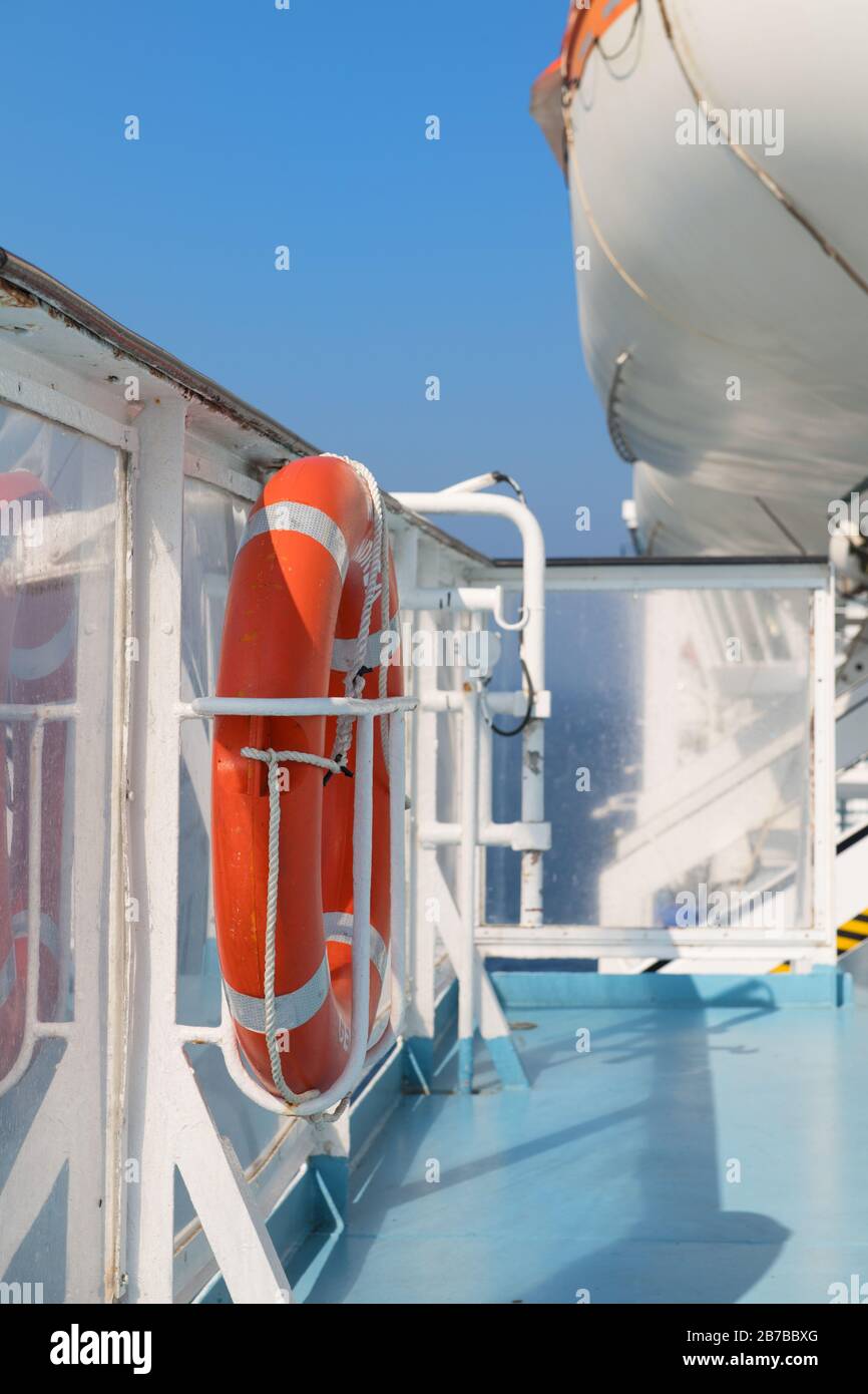 Open raft port hi-res stock photography and images - Alamy