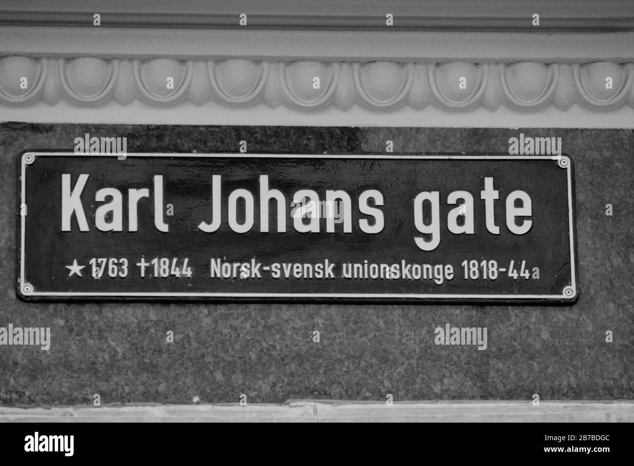 Karl Johans gate street sign in Oslo Stock Photo - Alamy