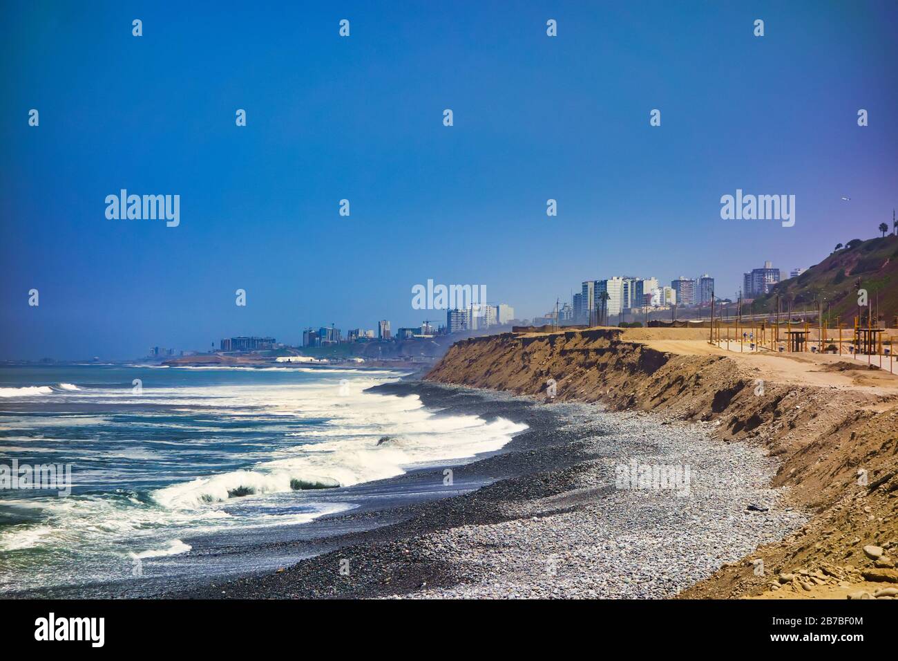 The Pacific Ocean coast on the city of Lima in Peru Stock Photo - Alamy