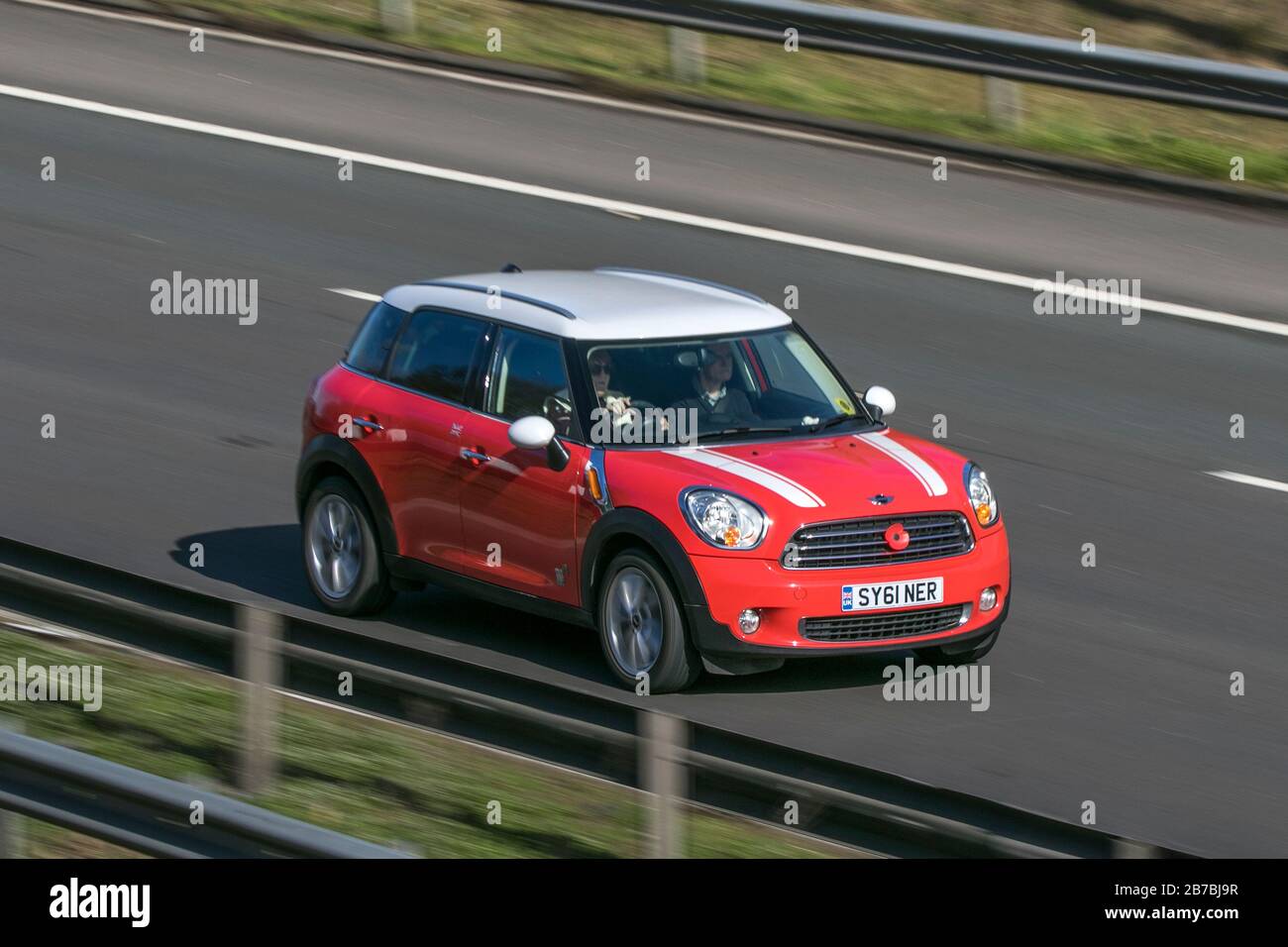 Mini countryman hi-res stock photography and images - Alamy