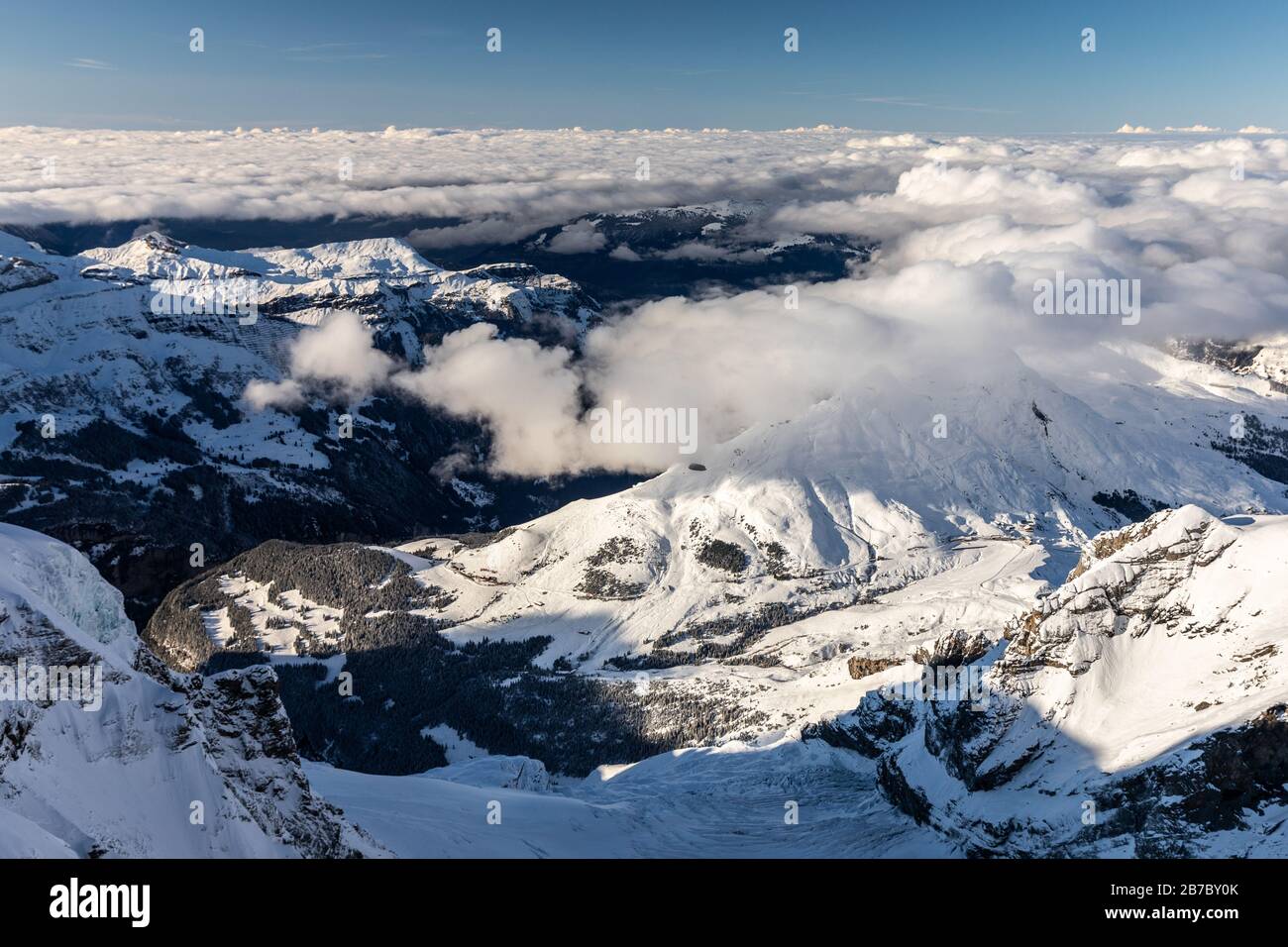 Monch in cloud hi-res stock photography and images - Alamy