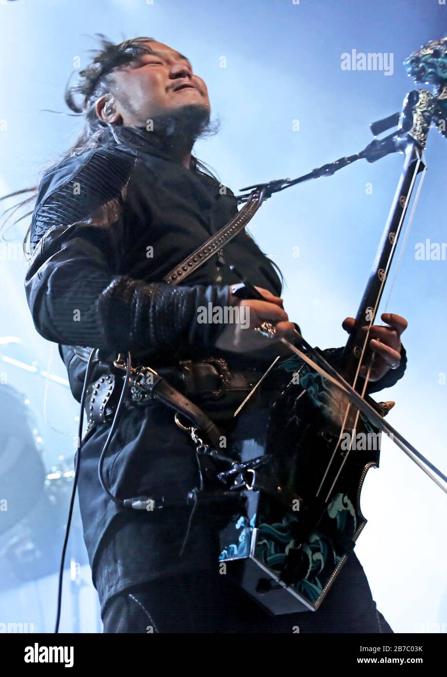 The hu gig hi-res stock photography and images - Alamy