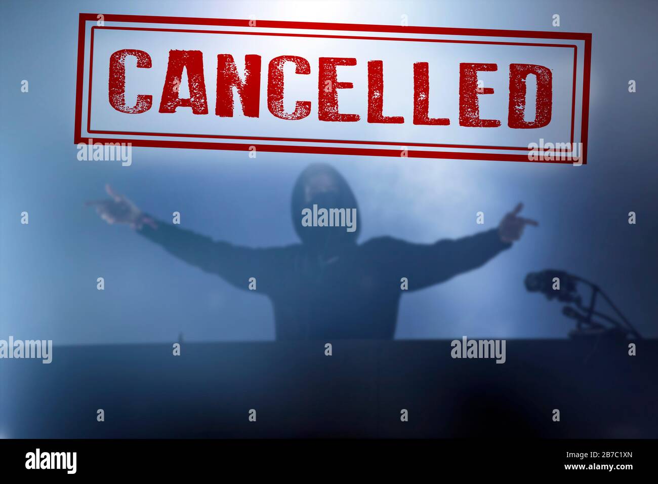 Concert cancelled hi-res stock photography and images - Alamy