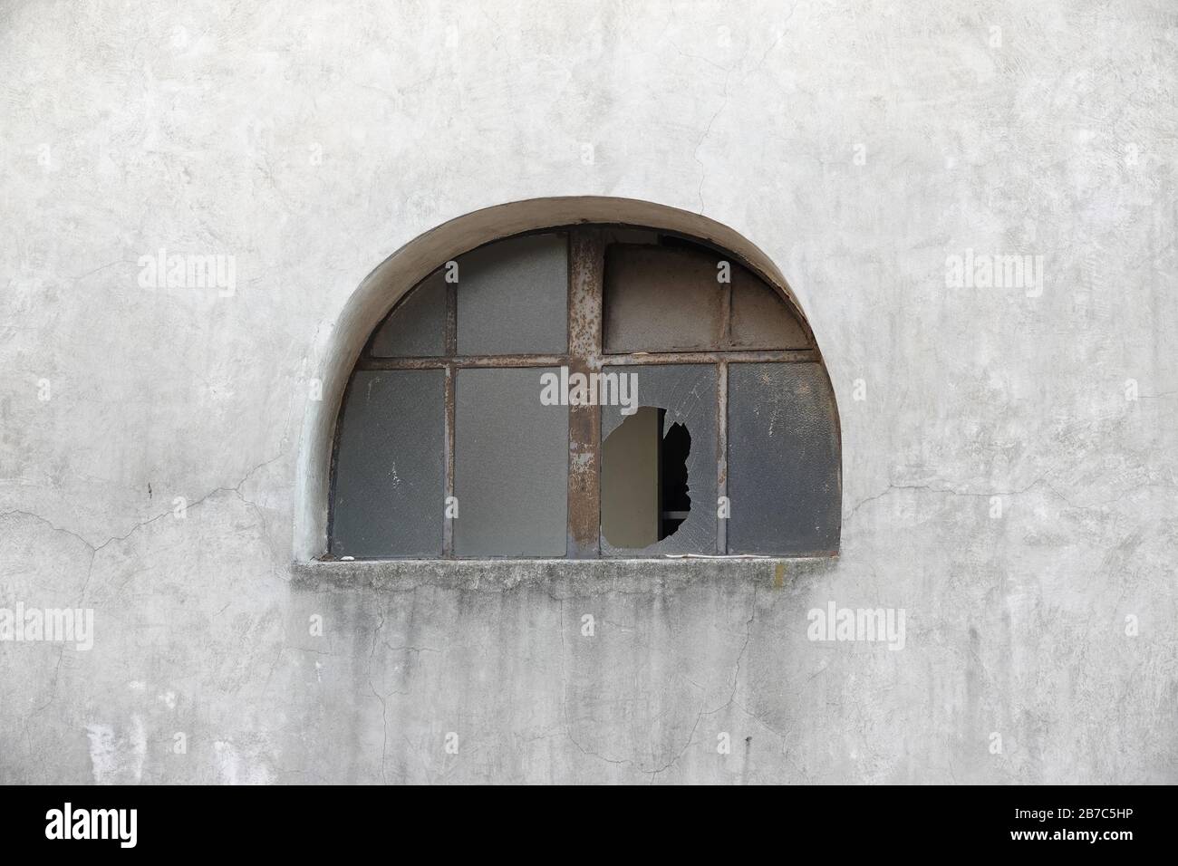 Old glass building hi-res stock photography and images - Alamy