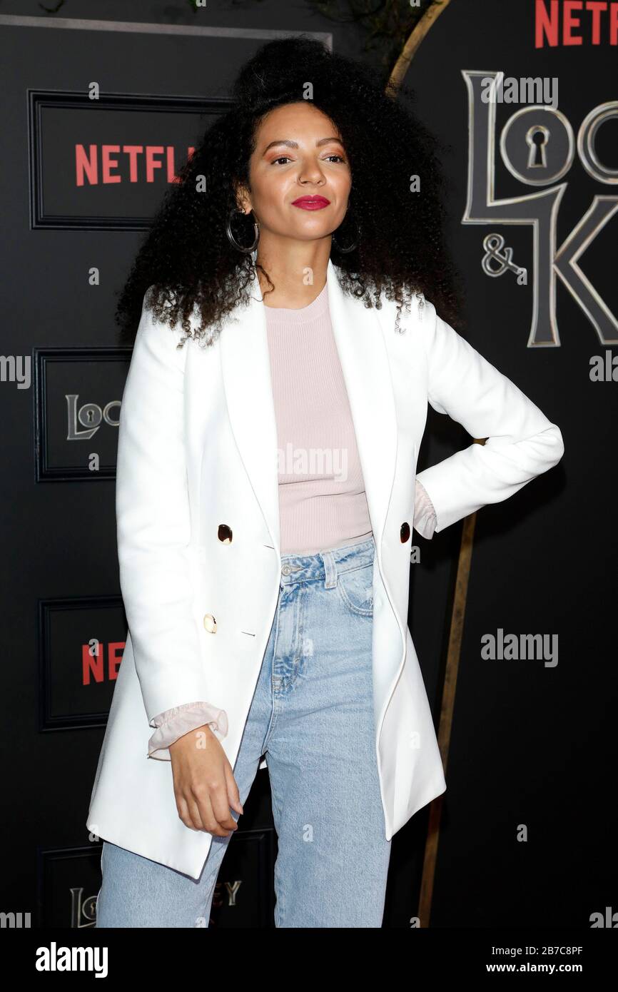 February 5, 2020, Los Angeles, CA, USA: LOS ANGELES - FEB 5: Kendall ...