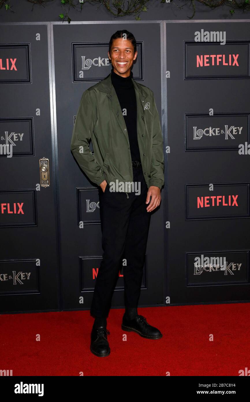 February 5, 2020, Los Angeles, CA, USA: LOS ANGELES - FEB 5: Aaron ...