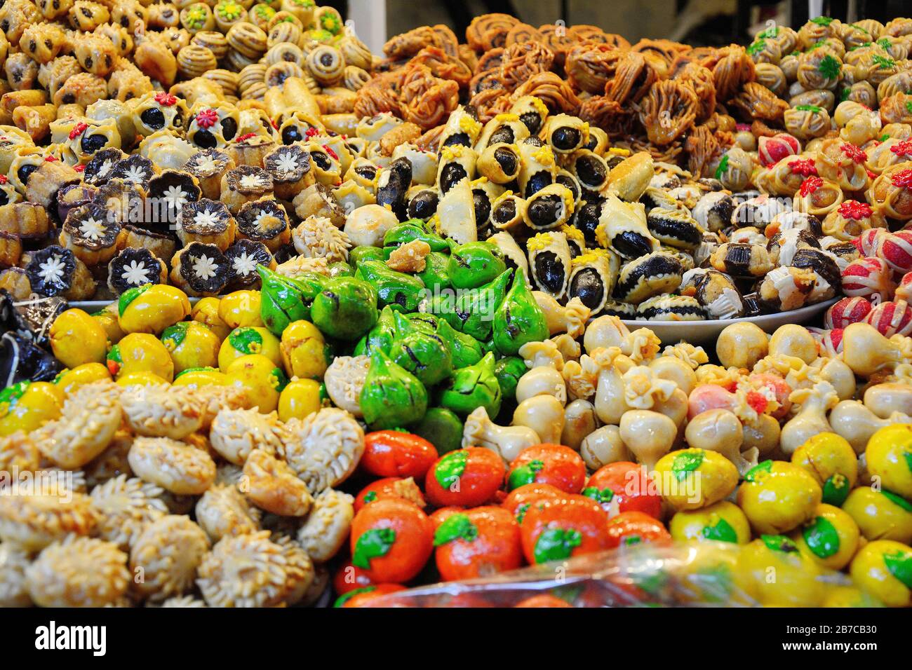 Different sweets hi-res stock photography and images - Alamy