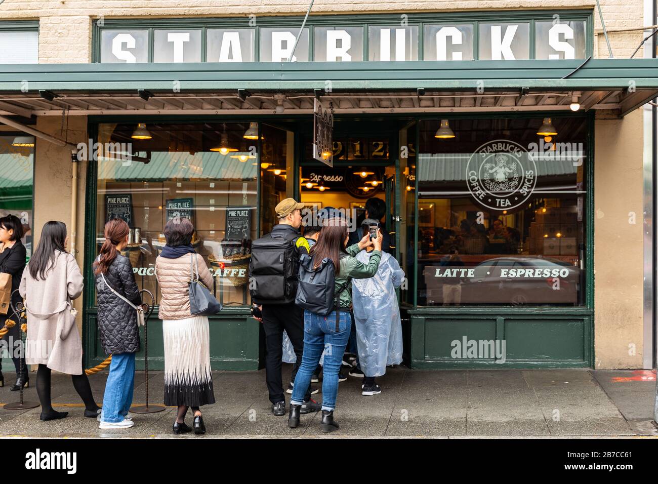Starbucks pike place 2019 hi-res stock photography and images - Alamy