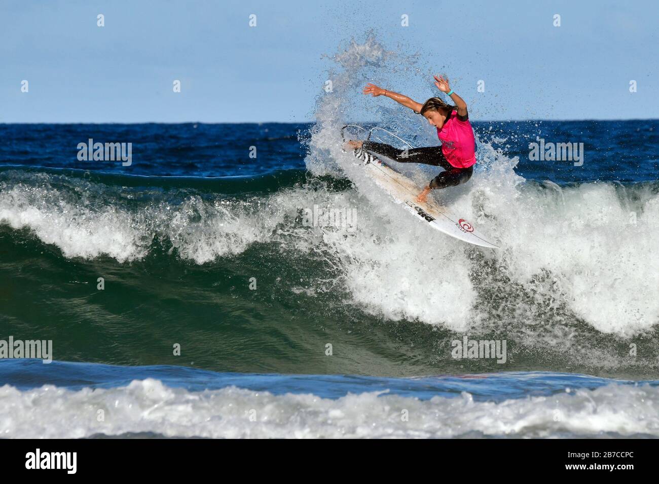 Molly Picklum in action at the Sydney Surf Pro 2020 Stock Photo - Alamy